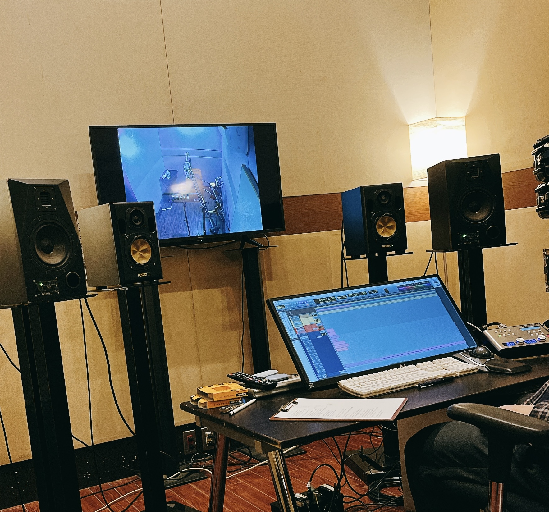 Vocalo Producers with VOCALOID – buzzG – Reentering the world of music ...